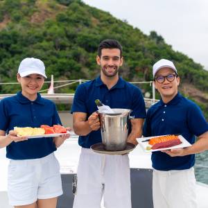 Best Yacht Crew Services St. Petersburg FL | #1 Boat Captain & Staffing ...